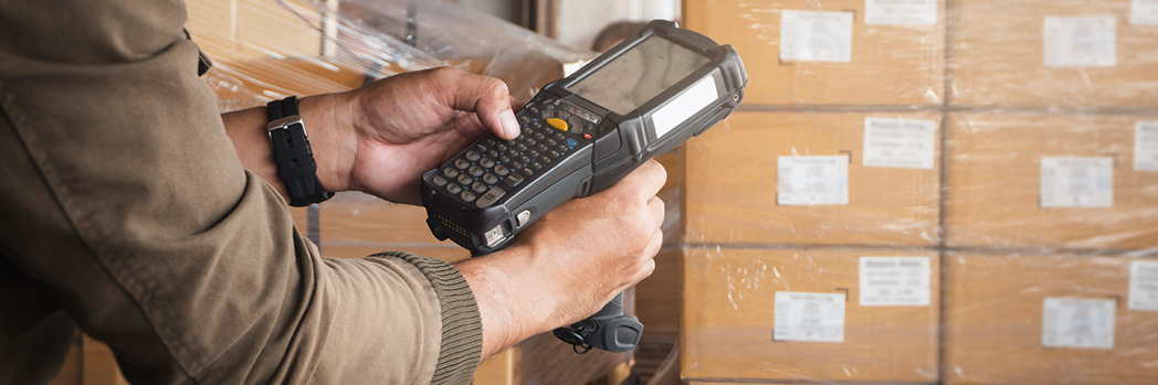 MDM steuert MDE-Geräte und Barcodescanner in der Logistik
